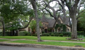 A Field Guide To Austin’s Tudor Architecture – TOWERS