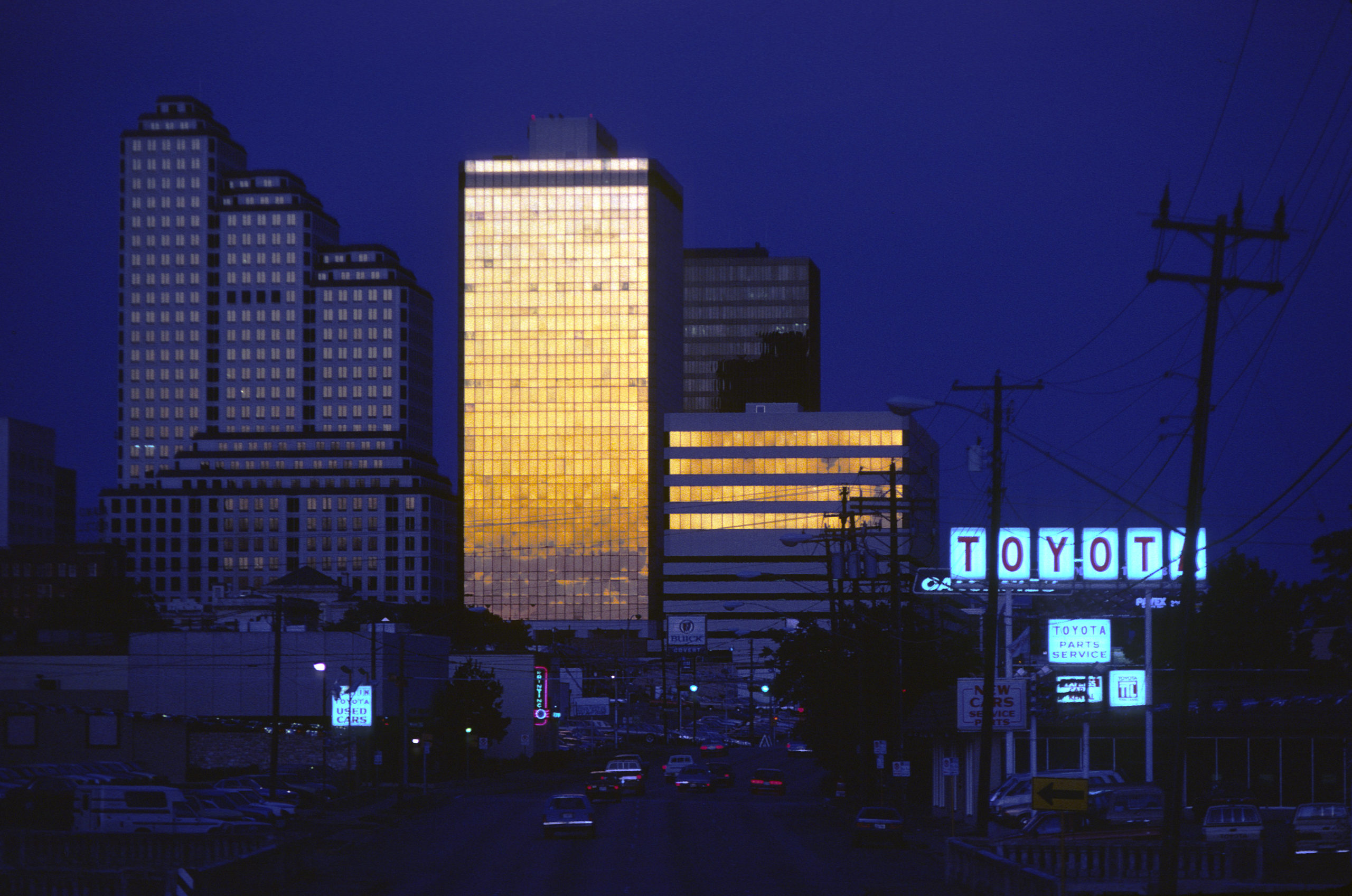 Flash Back to Austin 1984 With These Vintage Views of Downtown’s Gold ...